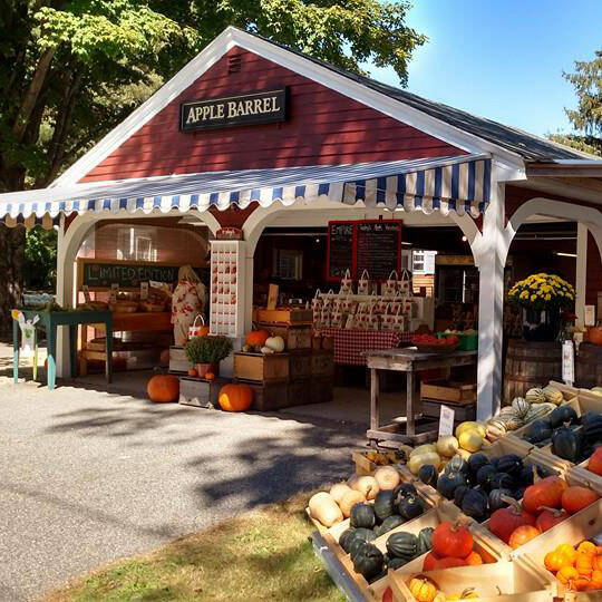 Apples & Cider | Sweetser's Apple Barrel and Orchards